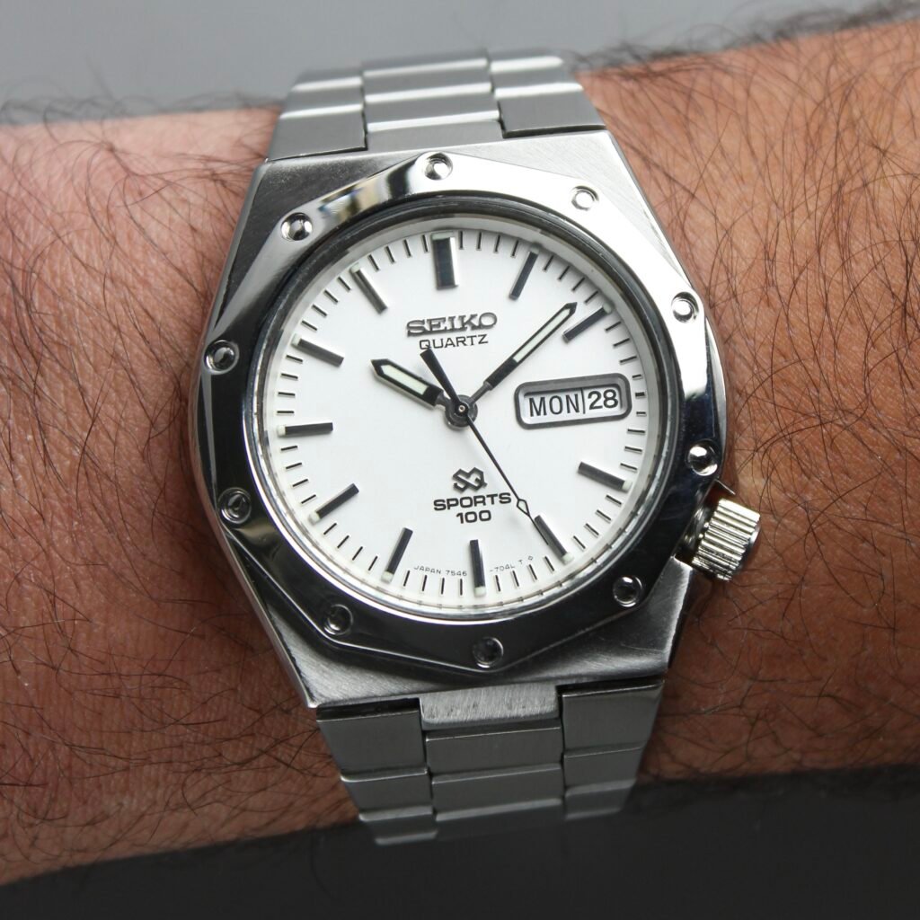 Seiko 7546-704L “AKA. The Royal Oak” – Your Wrist